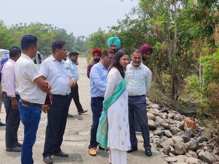 Hoshiarpur DC visited flood affected areas | होशियारपुर डीसी ने किया ...