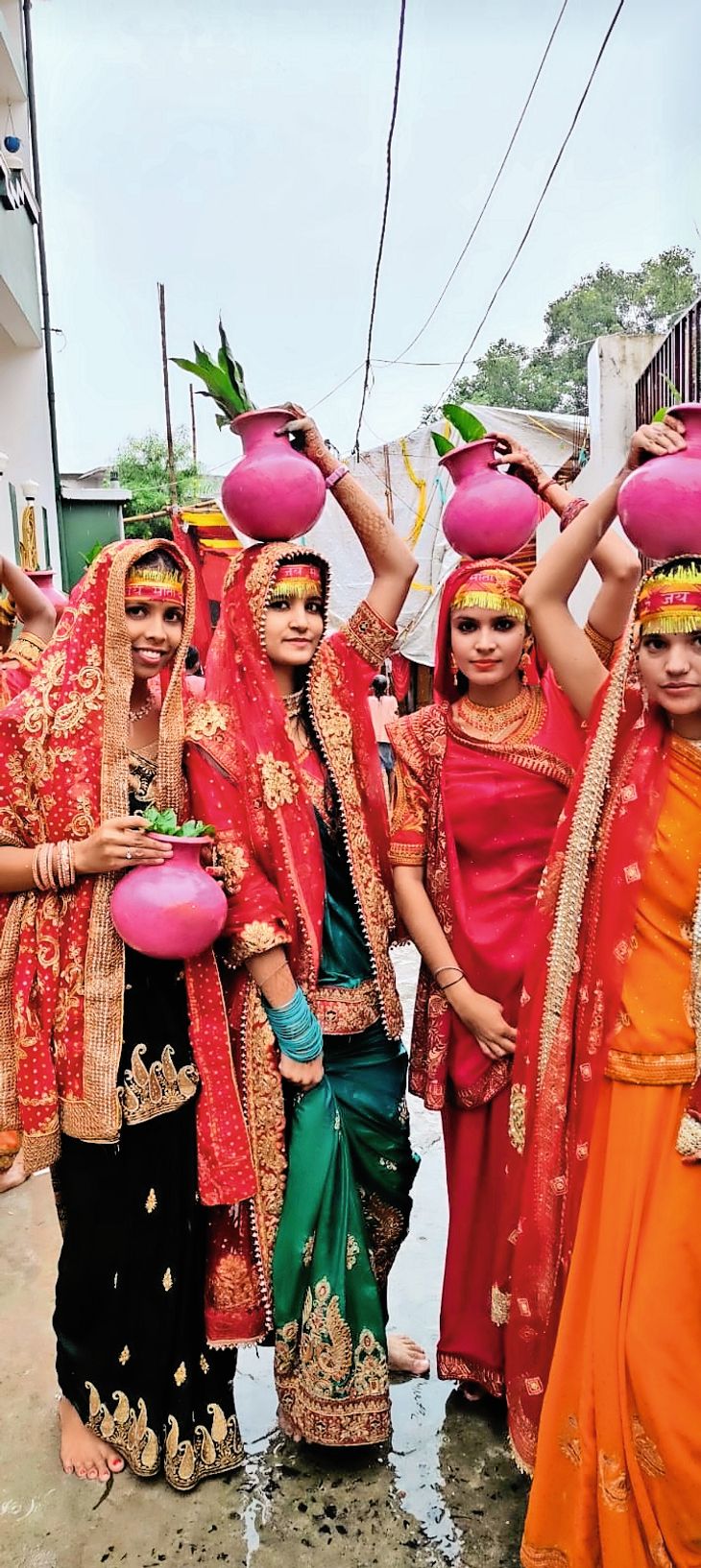 After worshipping at Bageshwari Dham, 251 girls took out Kalash Yatra ...
