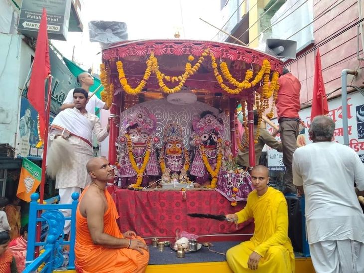 Lord Jagannath's procession started with great pomp in Badnawar ...