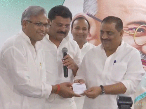 former ias officer manish varma joins jdu; ias manish varma relation ...