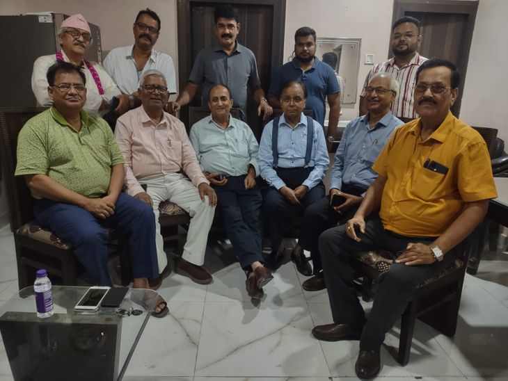 If permission is granted, the statue of Maharaj Rameshwar Singh will be installed in the medical ...