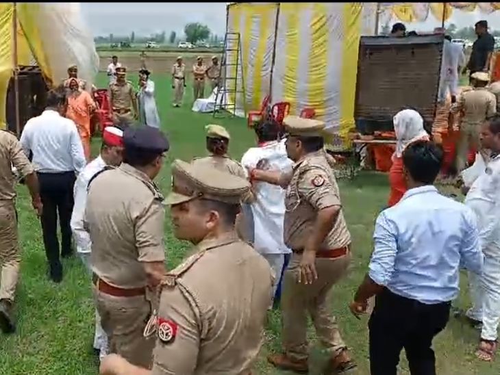 ADM's health deteriorated during CM's visit | सीएम के दौरे में बिगड़ी एडीएम की तबियत: महिला ...