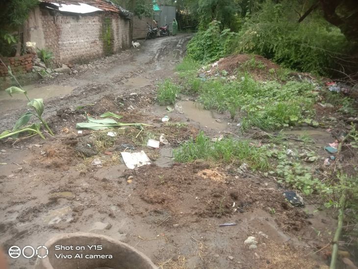 Mud on the roads of Himmatpura | हिम्मतपुरा की सड़कों पर कीचड़: नल-जल ...