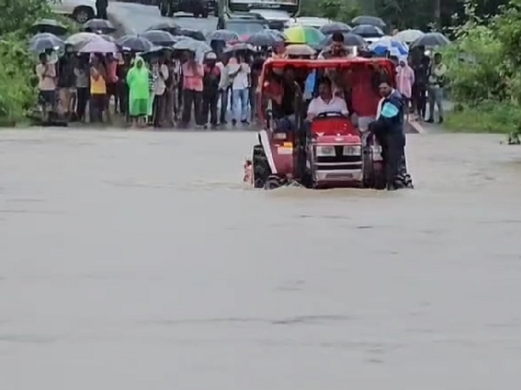 Chhattisgarh Bastar Waterlogging on NH-63 | बीजापुर NH-63 में जलभराव ...