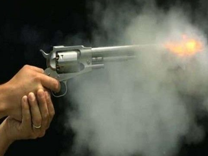 Meerut Etmadpur old rivalry bullies opened fire in village Kila ...