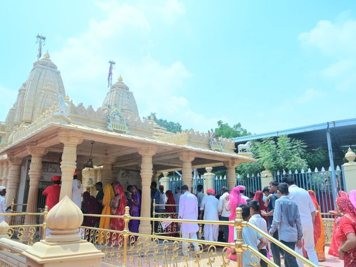 Devotees gathered to visit Jasol Maa on Trayodashi | त्रयोदशी पर जसोल ...