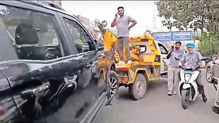 Traffic police searched the vehicle for illegal parking on Lawrence Road