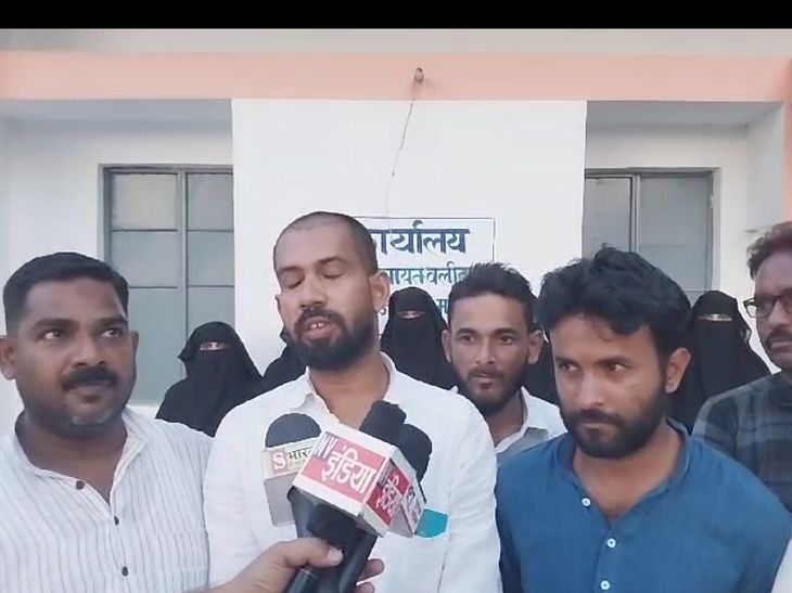 No work will be done in Walidpur without informing the councilors ...