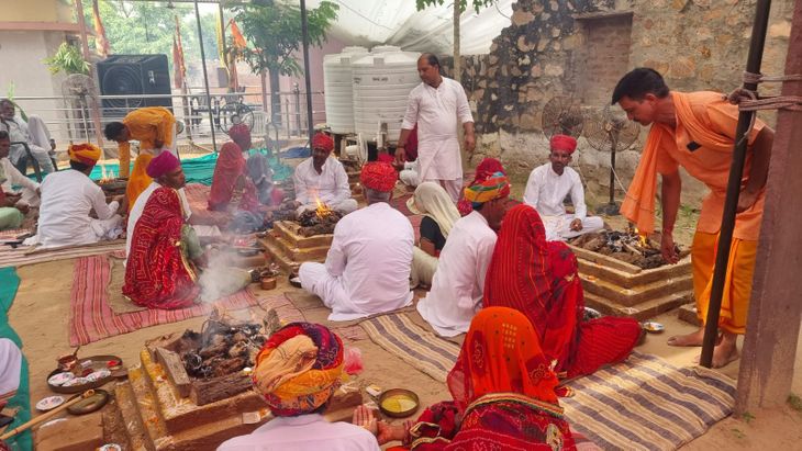 Today the idol consecration will be done in Dhand ki Dhani Pachar | ढंड ...