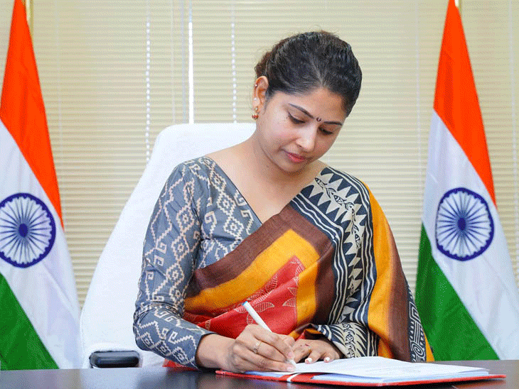 UPSC Disability Quota; Telangana IAS Smita Sabharwal Controversy | Puja ...