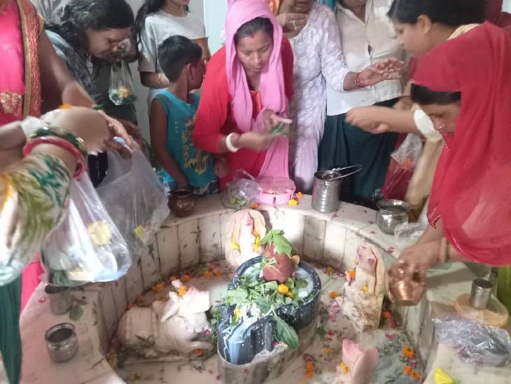 1 lakh people performed Jalabhishek of Lord Shiva in Noida Bombs being ...