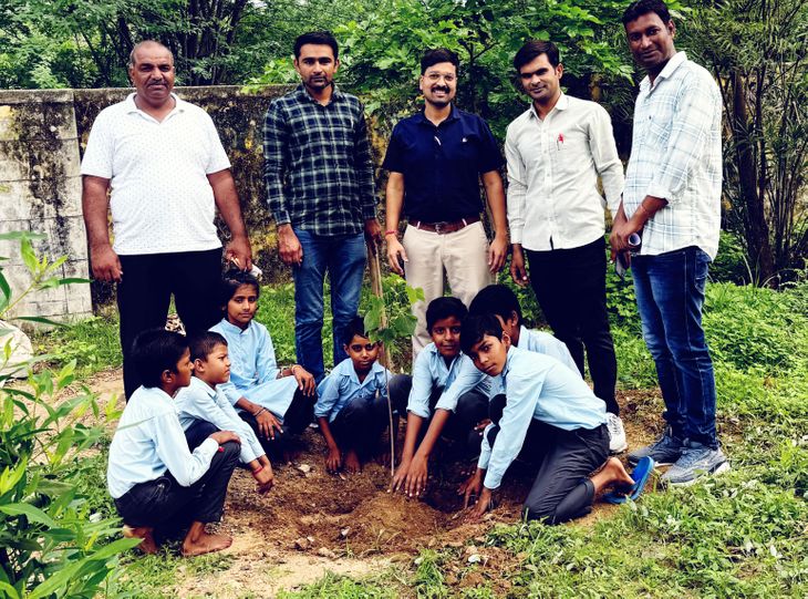 1000 trees were planted in the One Tree for Mother campaign and a ...