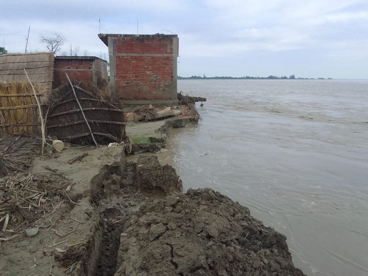The fierce form of Sharda river in Lakhimpur | लखीमपुर में शारदा नदी का ...