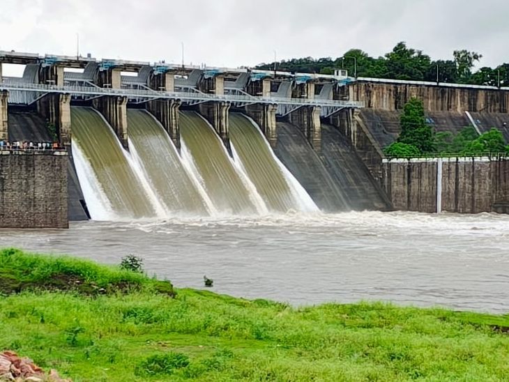 Barna dam's water level increased | बारना बांध का बढ़ा जलस्तर: 6 गेट ...