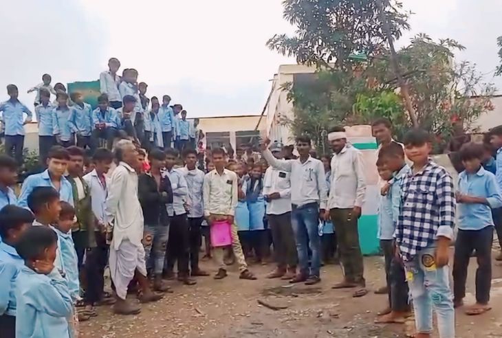 Villagers submitted a memorandum to the Lasadia subdivision officer ...