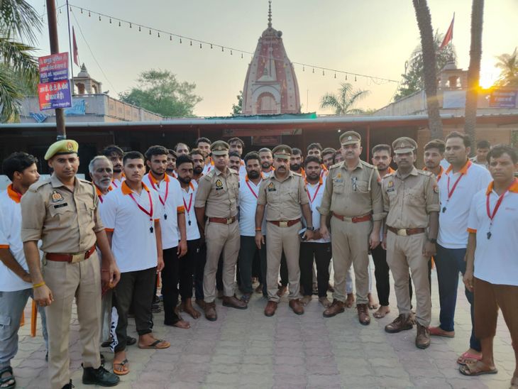 Hapur police alert regarding Kanwar Yatra | कांवड़ यात्रा को लेकर ...