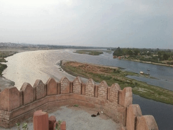 The appearance of Mathura's Ghats will change | मथुरा के 20 घाटों की ...