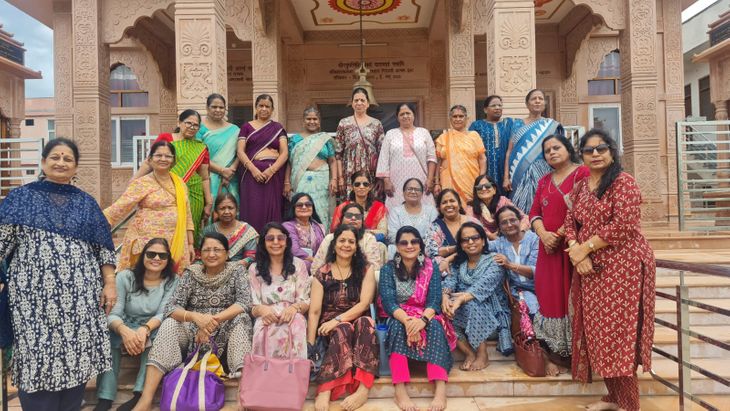 The women of Basant Vihar celebrated the Sawan festival | बसंत विहार की ...