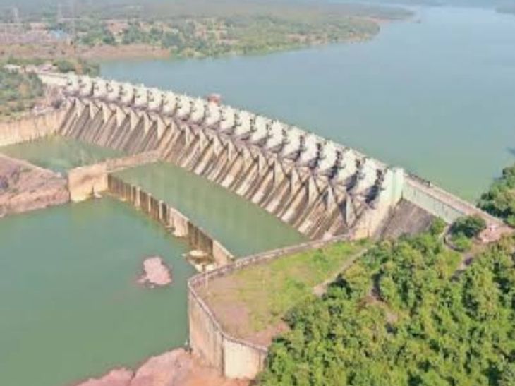 Indira Sagar Dam gates will be opened tomorrow | इंदिरा सागर बांध के ...