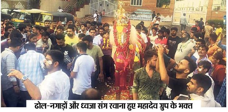 Ramsa Peer ki Jai... On the day of Dussehra, queues of devotees at Baba ...