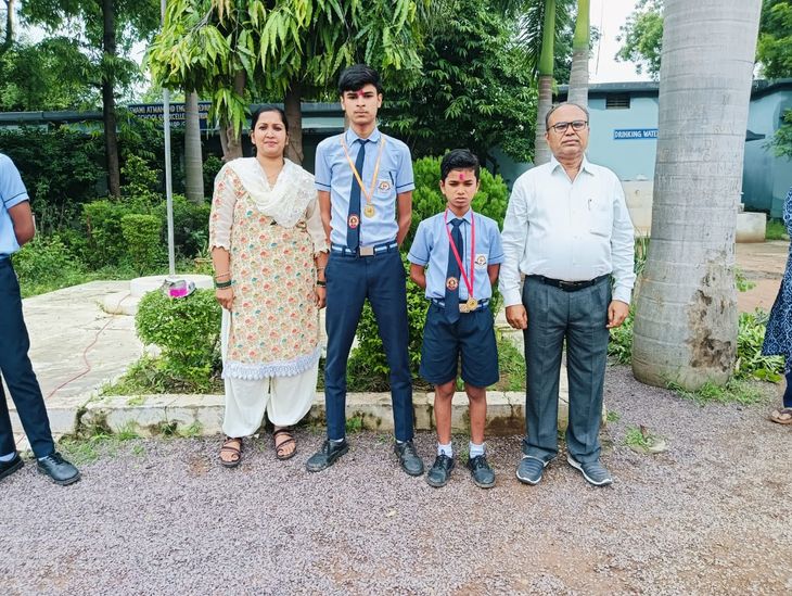 Phanish and Chandan selected for chess competition | चेस प्रतियोगिता के ...