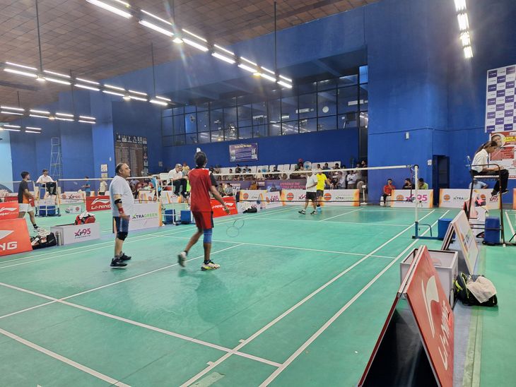 League matches are going on in the badminton championship, from ...