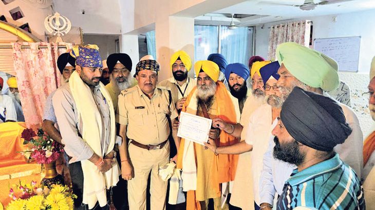 Daljit Singh became the head of Namda Basti Gurudwara, defeated rival ...