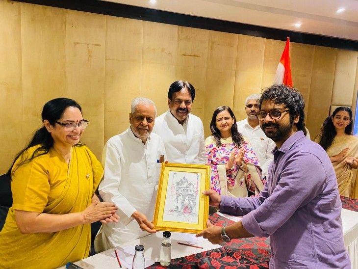 Ex servicemen felicitation ceremony Lucknow 78th anniversary samajwadi mahila morcha | 78वीं ...