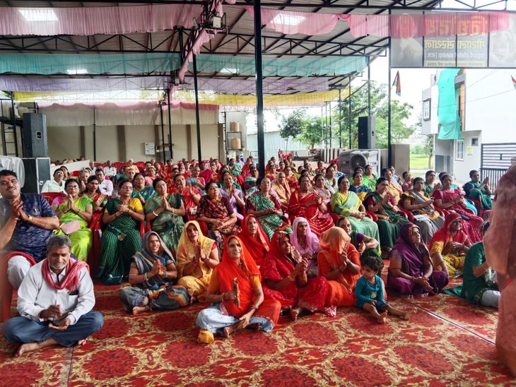 The story of Lord Sukhdev, King Parikshit and Samyak Rishi narrated in ...