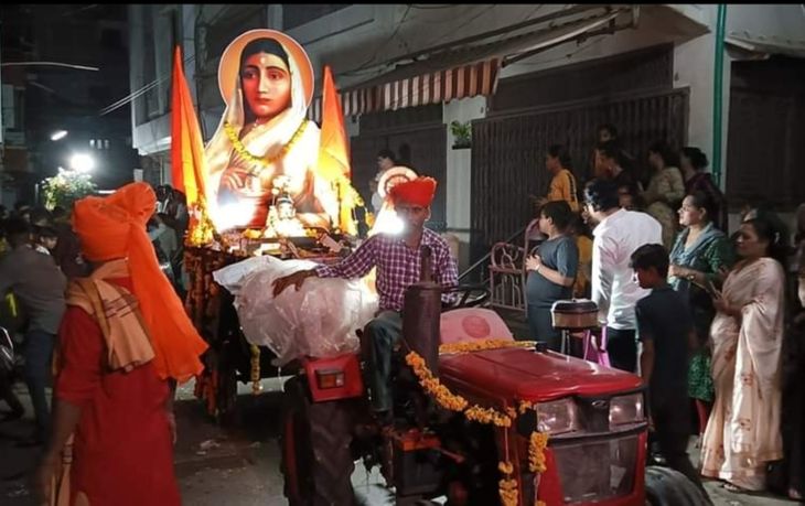 Royal procession taken out from Kashi Vishwanath Mahadev temple | काशी ...