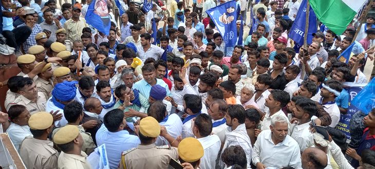 The effect of Bharat Bandh called by various organisations of SC-ST ...