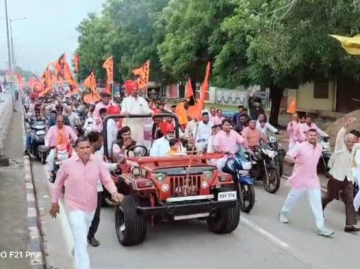 Neemuch- Vehicle rally was taken out on the occasion of Shri Krishna ...