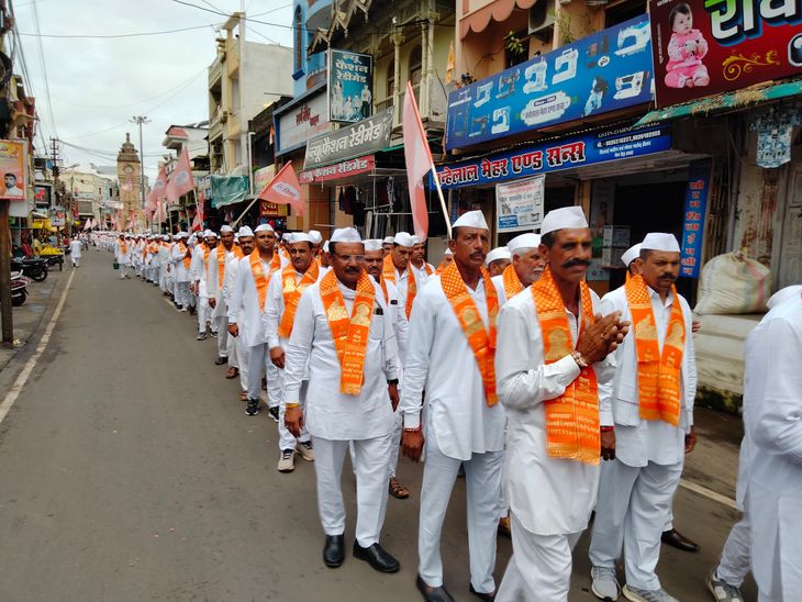 Vishnoi community took out a procession on the birth anniversary of Guru Jambheshwar | गुरु ...