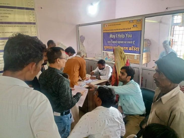 The administration installed four new machines in Prithvipur ...