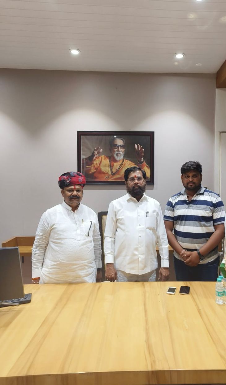 Dhariawad and Sailana MLA's meeting with Maharashtra Chief Minister ...