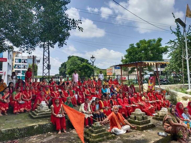 Parthiling Puja completed in Panch Dham Hanuman Temple | पंच धाम हनुमान ...