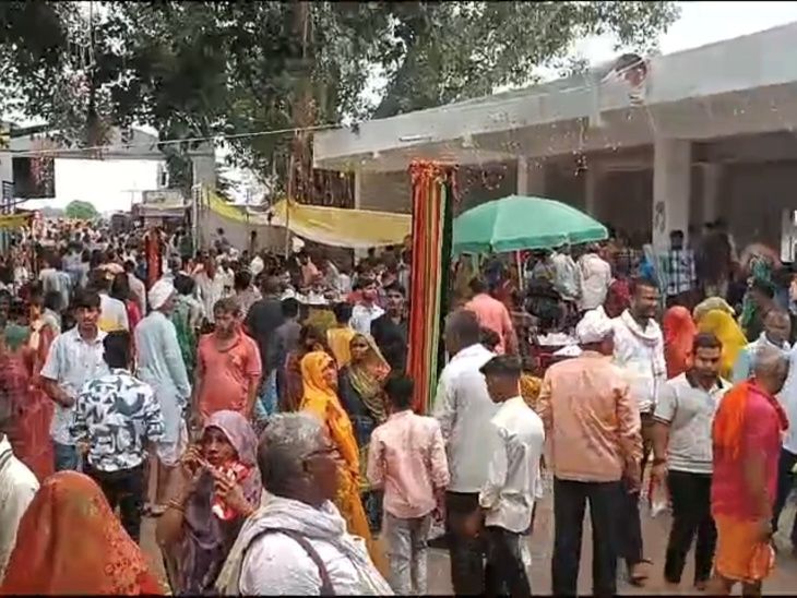 Fairs started at Babu Maharaj's police stations. A three-day fair will ...