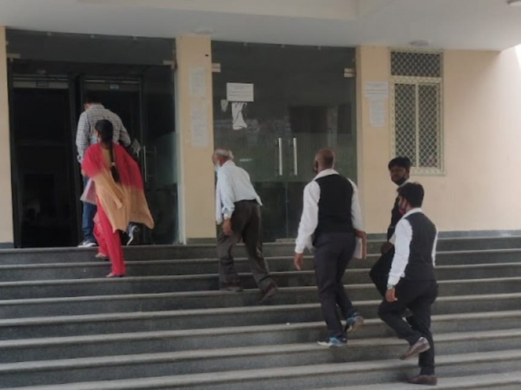 prayagraj, On action taken against MP Dr. Bhola Singh and MLA Laxmi Raj ...