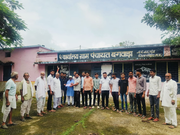 The farmers of Bagwada submitted a memorandum | बगवाड़ा के किसानों ने ...