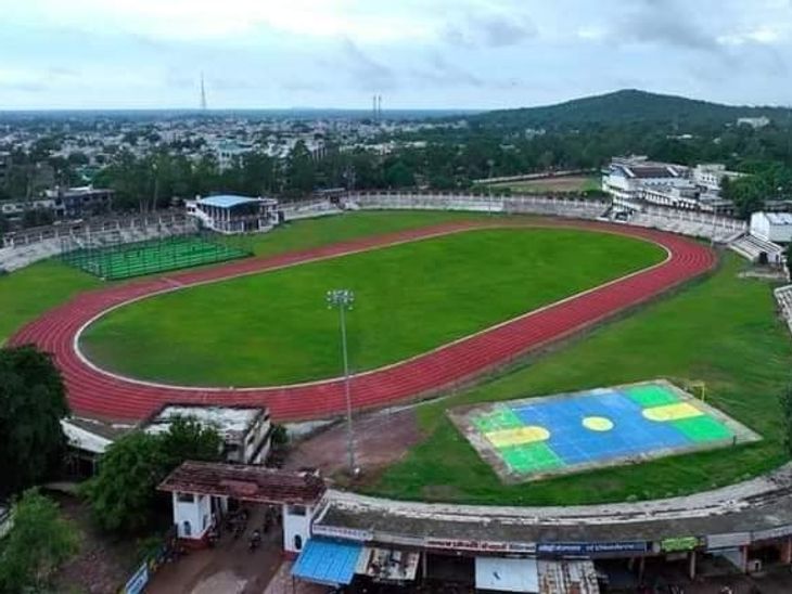 Inauguration of Synthetic Running Track-Multisport Arena of Chaturvedi ...