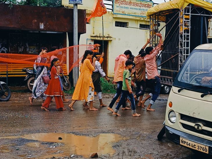 Chunri Yatra from Barkheda to Karila