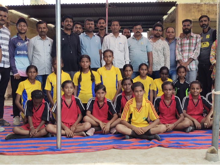 68th district level 14 year old students handball competition