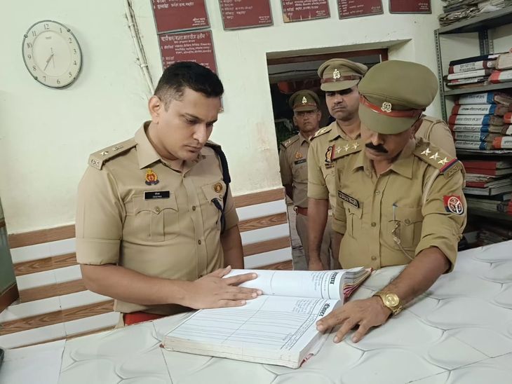 SP Deepak Bhukar took charge in Unnao | उन्नाव में एसपी दीपक भूकर ने संभाला कार्यभार: हनुमान ...
