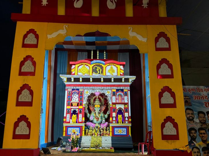Tableau of huge Badrinath Dham in Anand Nagar Bhopal | आनंद नगर भोपाल ...