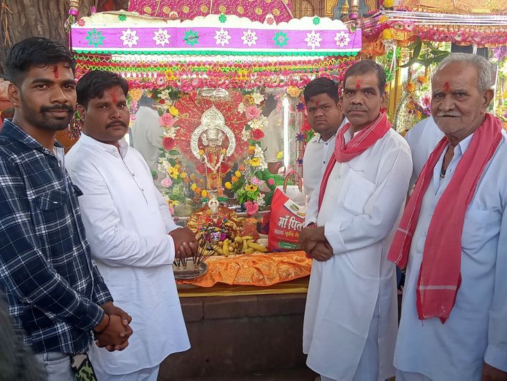 Dhol Gyaras was celebrated with great pomp in Barod | बड़ौद में धूमधाम ...
