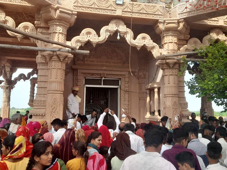 Baba Ramdev Maharaj's fair was held in Baswani village, devotees danced ...