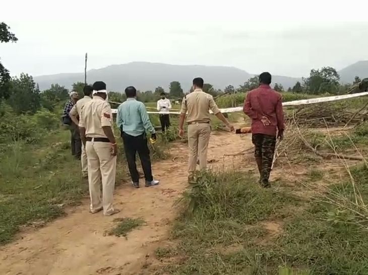 Double murder in Chopna, the deceased are in-laws | चोपना में डबल मर्डर ...