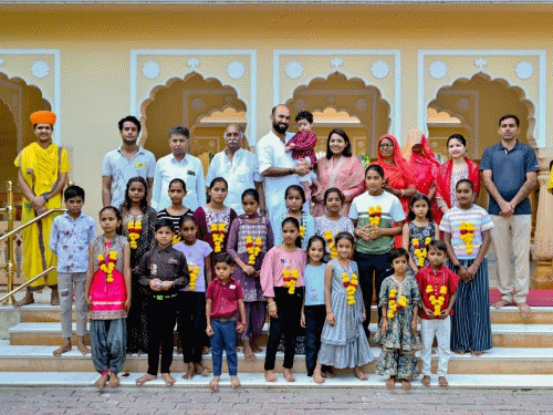 Jasol Maa's devotee who arrived from Dubai offered Chhappan Bhog ...