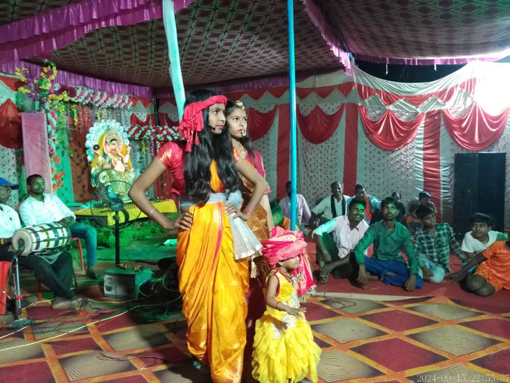 Ganesh festival celebrated in Babhani | बभनी में गणेश उत्सव की धूम ...