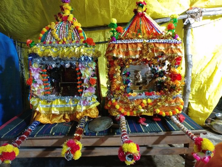 Grand welcome for planes in Javati | जावती में विमानों का भव्य स्वागत ...